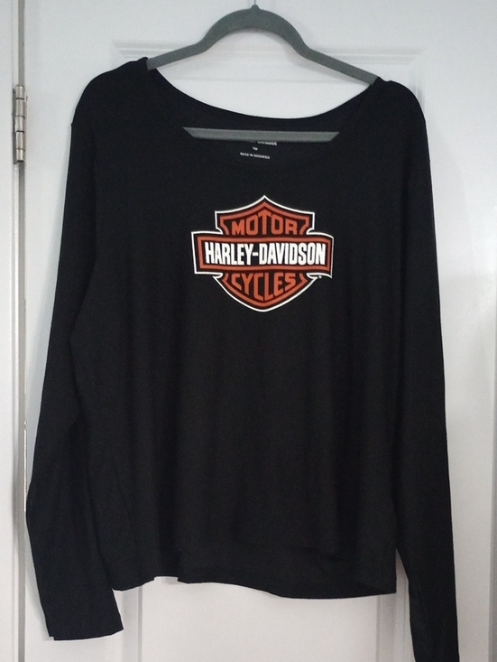 Harley-Davidson | Sweaters | Harleydavidson Black Crewneck Sweater With ...